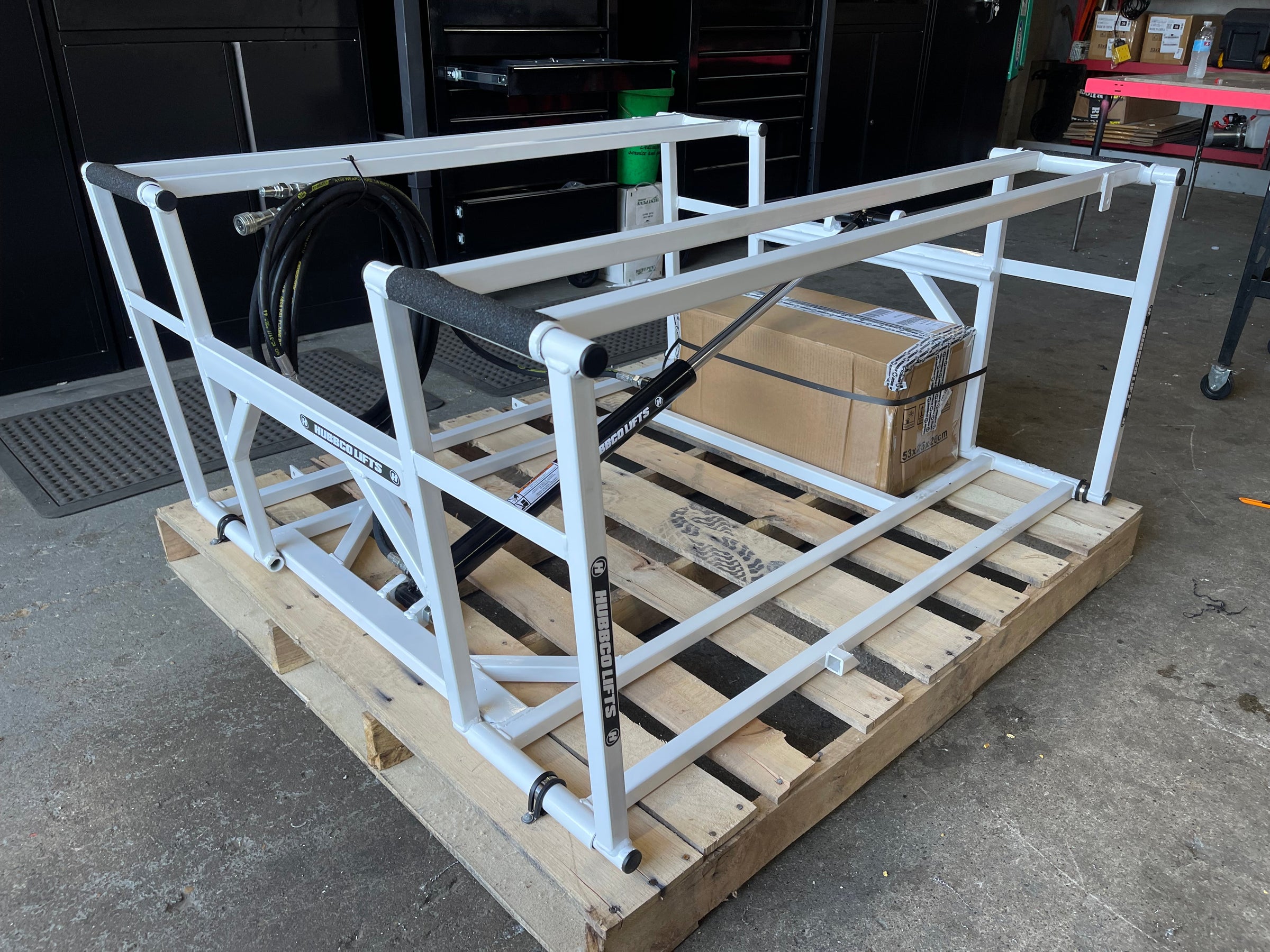 Tall Boy Race Car Pit Lift | Hubbco Racing Products