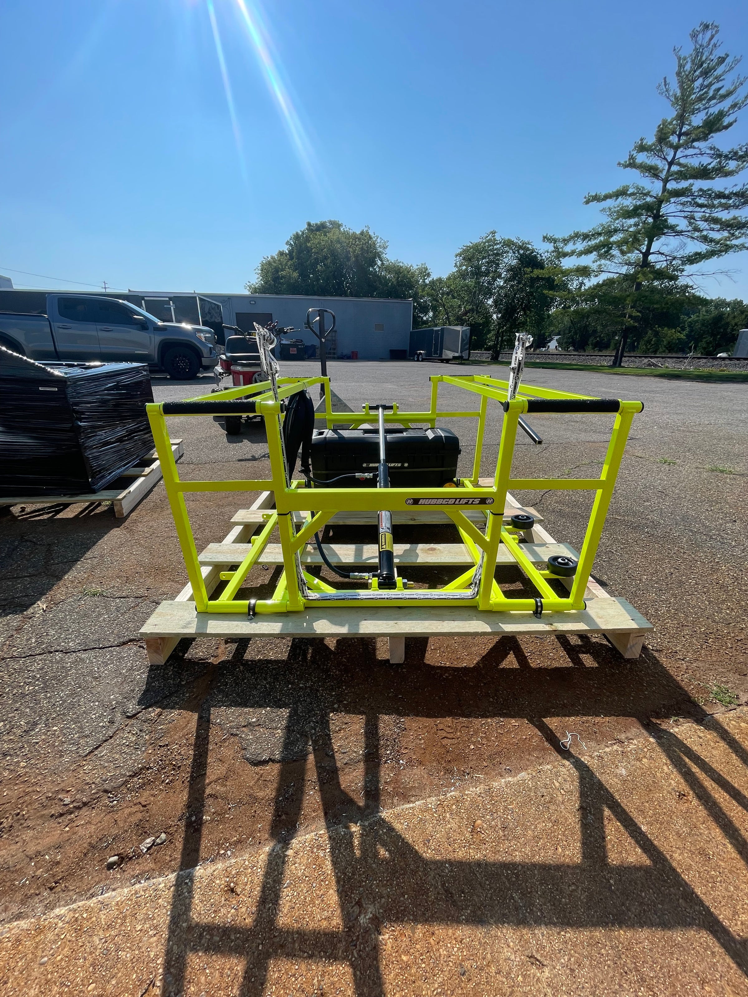 Tall Boy Race Car Pit Lift | Hubbco Racing Products