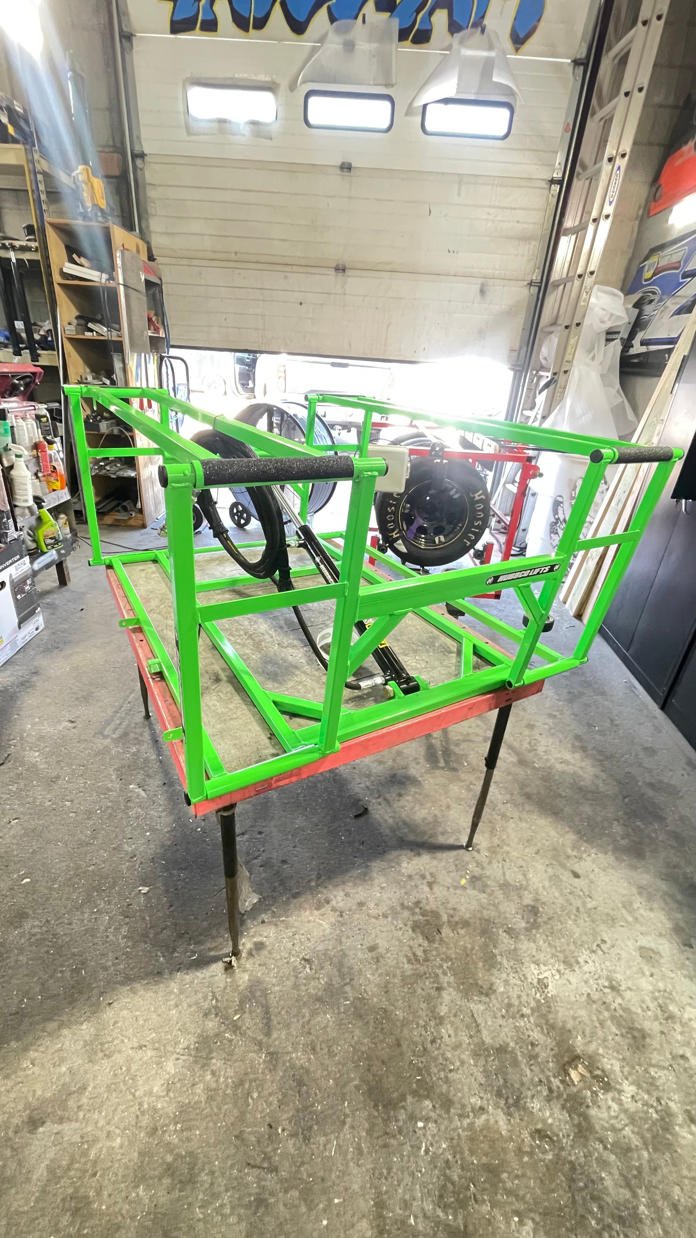 Tall Boy Race Car Pit Lift | Hubbco Racing Products