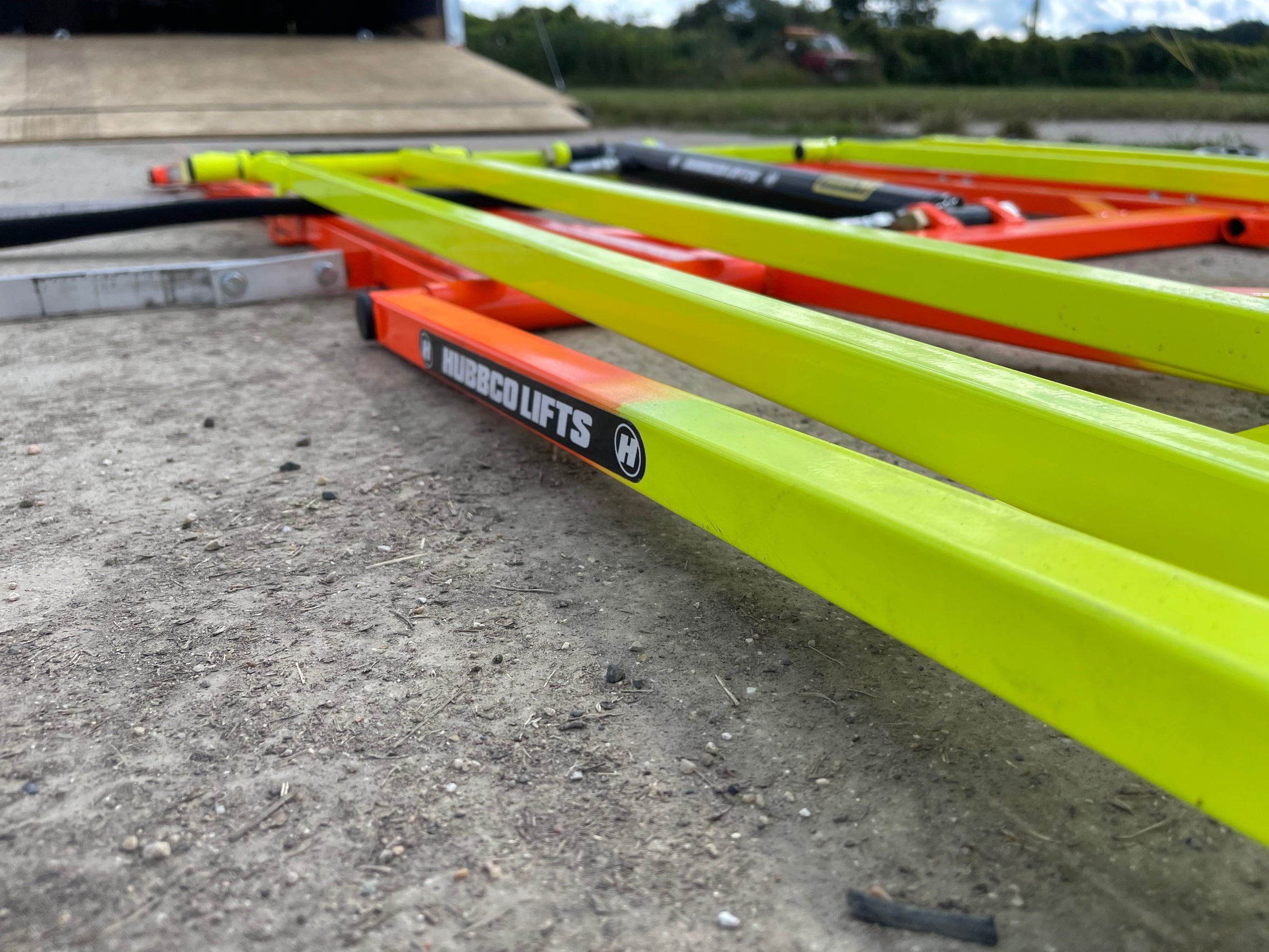 Tall Boy Race Car Pit Lift | Hubbco Racing Products